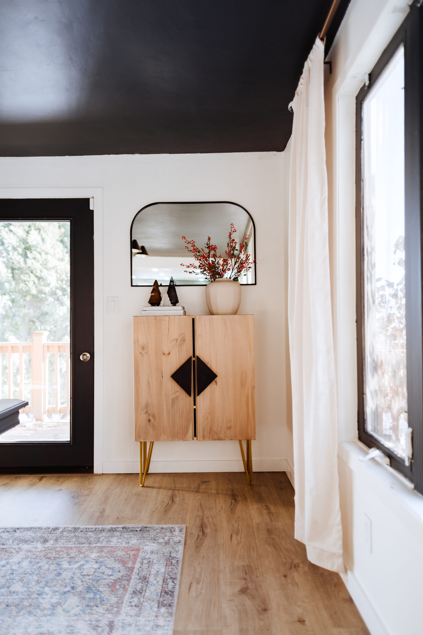 The Flip Hubb | Home Renovation, Lifestyle & DIY Blogger | Kenna