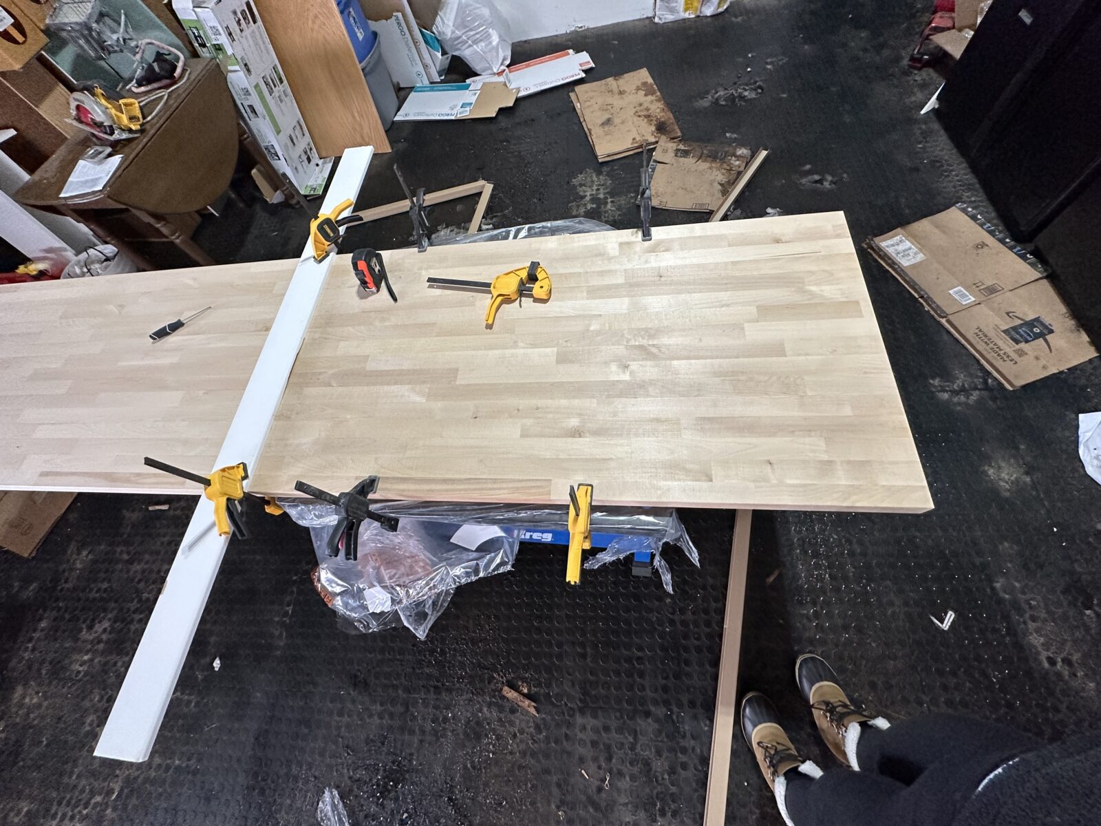 DIY Floating Desks - The Flip Hubb