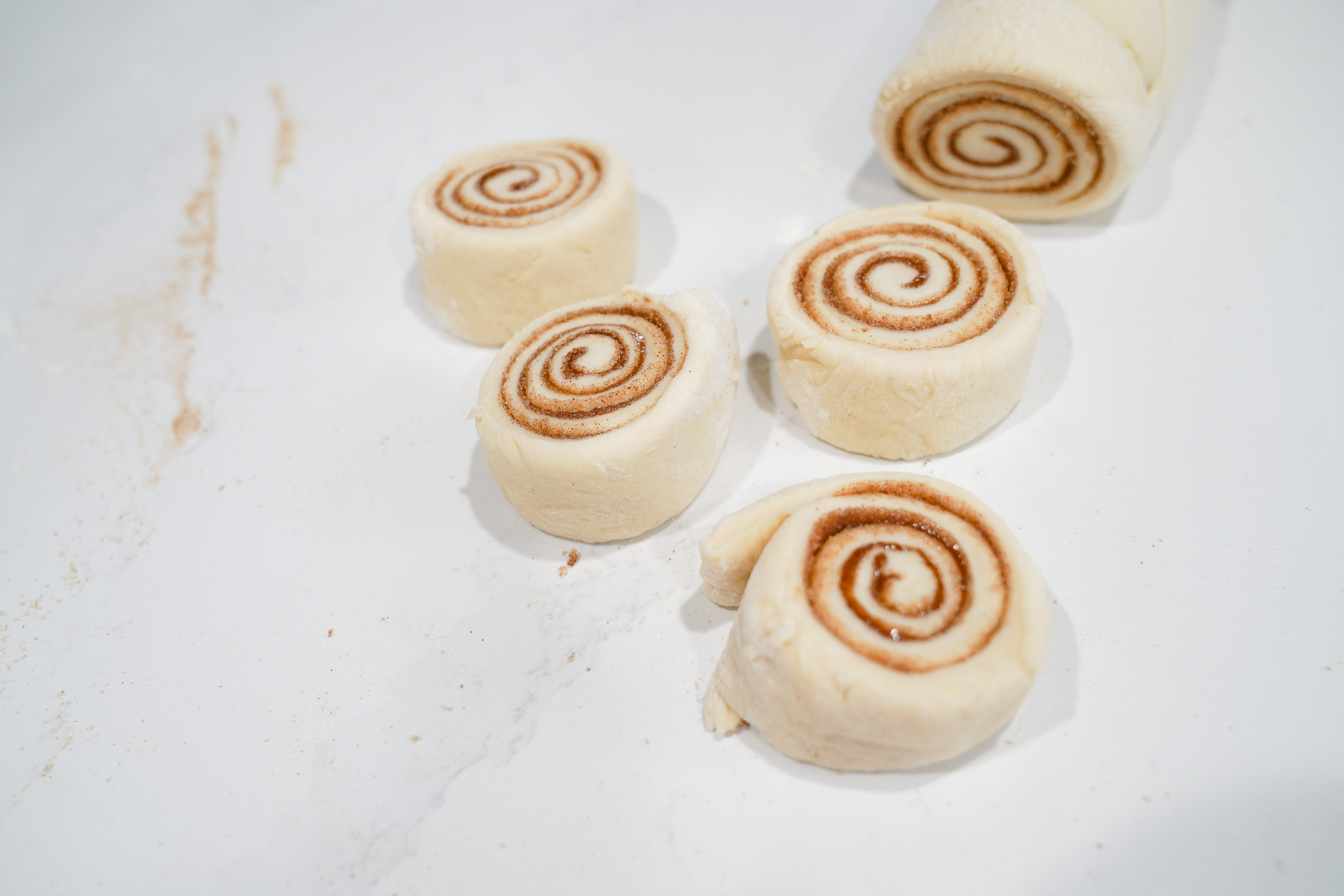 My Great Grandma's Classic Cinnamon Roll Recipe - The Flip Hubb