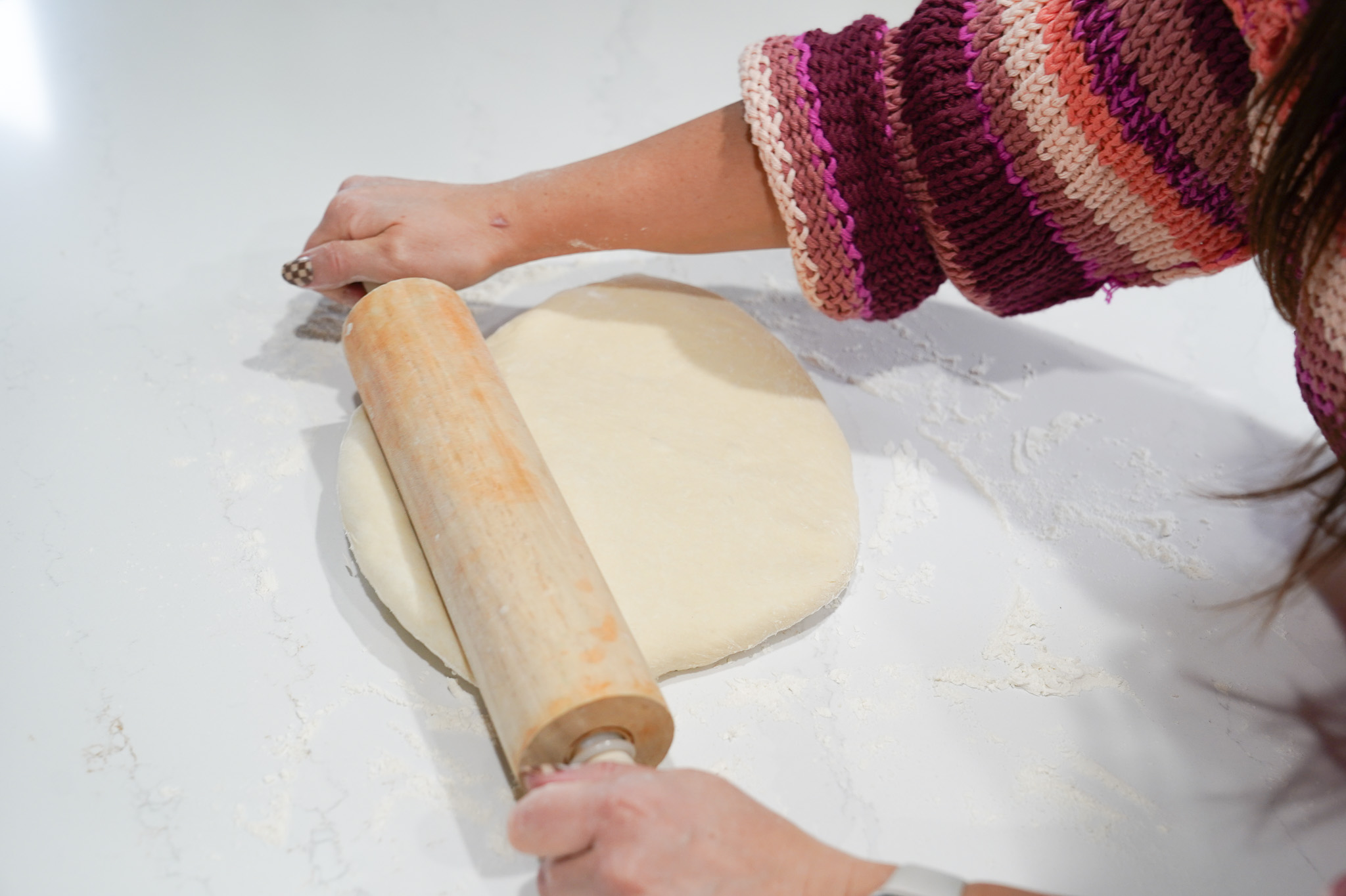 My Great Grandma's Classic Cinnamon Roll Recipe - The Flip Hubb