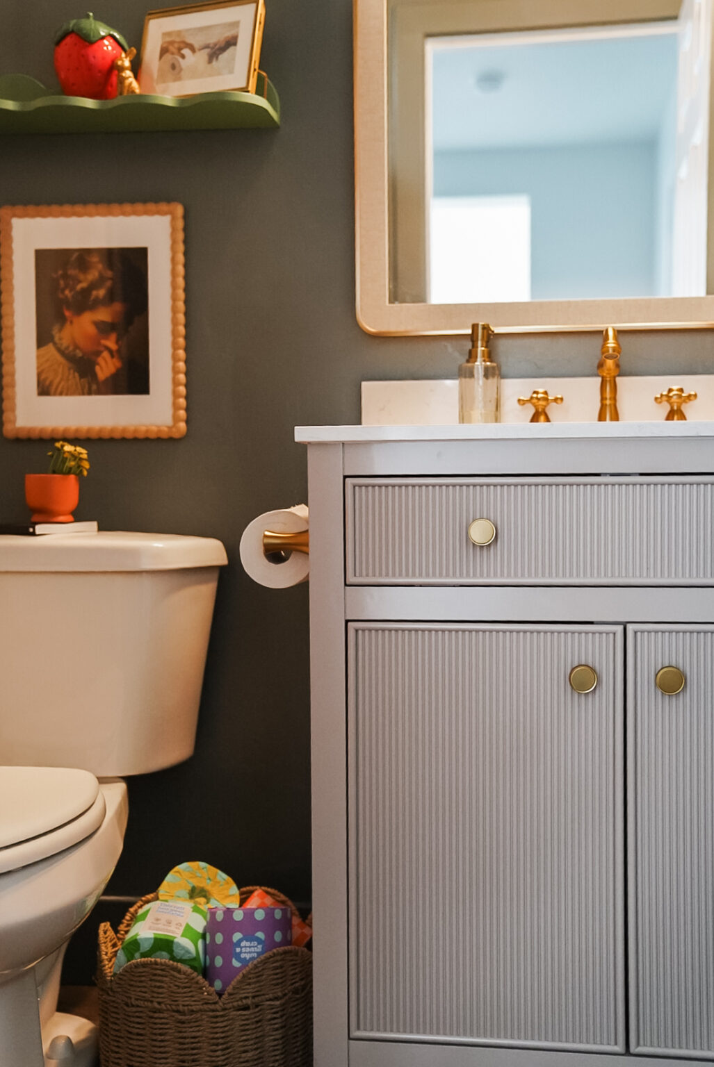 Our Small Bathroom Makeover: From Builder-Grade Basic to Boujee - The ...